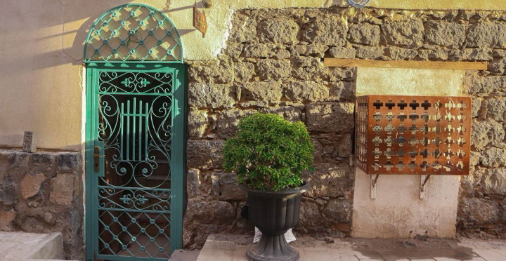 Athar | R5  Peaceful Heritage Stay - Al Hayy View - Medina, Saudi Arabia
