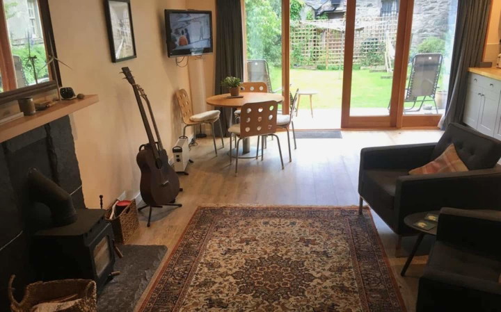 Dunkeld Garden Flat, In The Heart Of The Village - Dunkeld