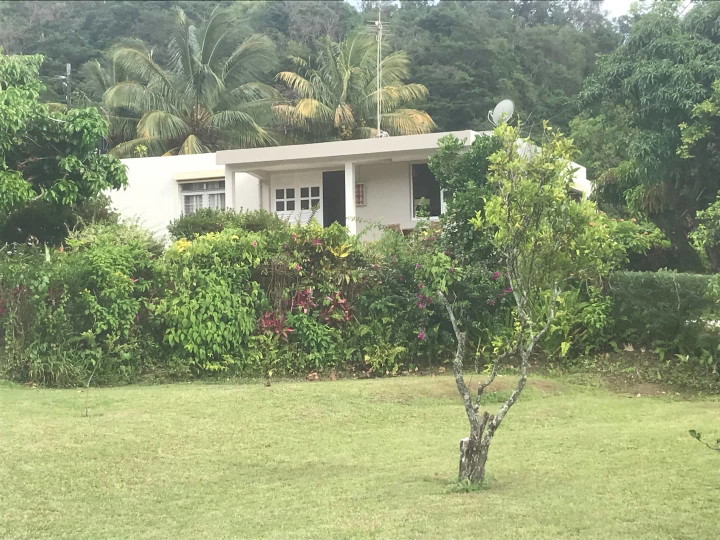 Villa, 3 Camere Da Letto In Una Tranquilla Zona Boscosa E Fiorita - Vista Sul Mare E Sulla Campagna - Fort-de-France