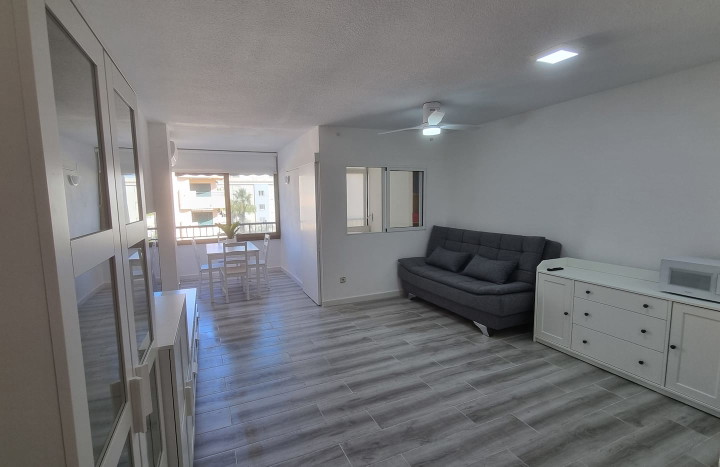 Coqueto Apartamento Con Piscina - Bellreguard