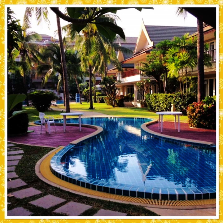 ห้องชุด 2 ห้องนอน ริมหาด ณ บ้านทะเลสำราญ ชะอำ - Thailand