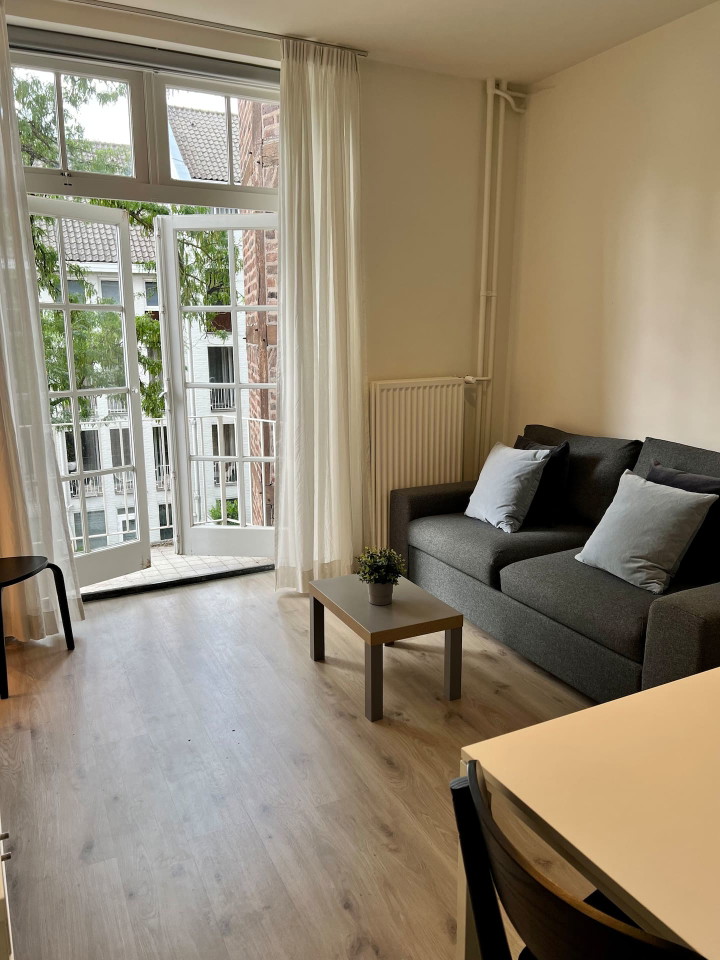 Just Renovated Luxurious Appartment In City Center - Maastricht