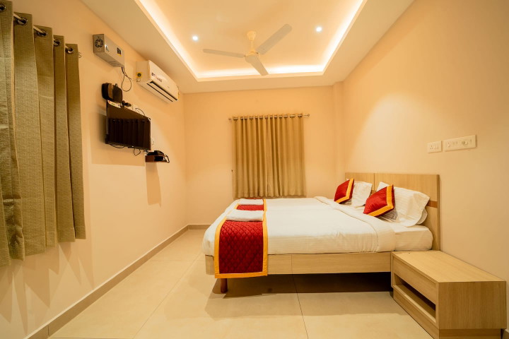 Suite With Hall, Rooms And Balcony Ah-100 - Thanjavur
