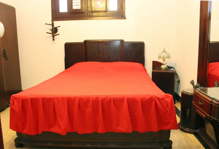 Casa3a, With Attention, Joy And Friendship - La Habana