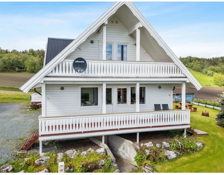 The House On Top - Norway