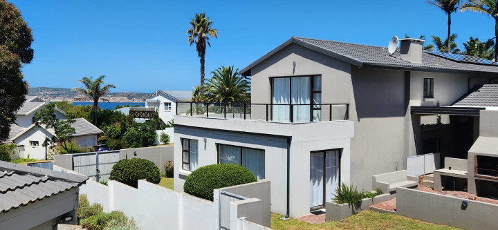 Coral Tree Villa - Plettenberg Bay