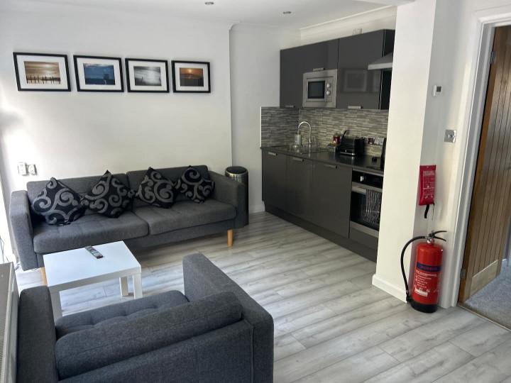 Tall Trees Garden Flat With Private Entrance - 伯恩茅斯