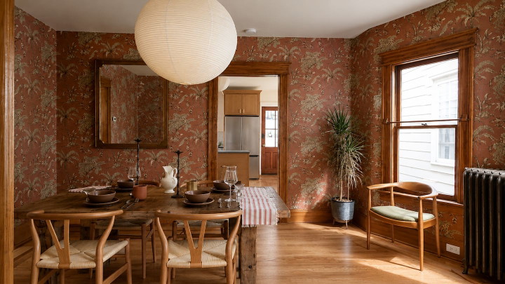Designer Home, Walk To Warren, Off-street Parking - Hudson, NY