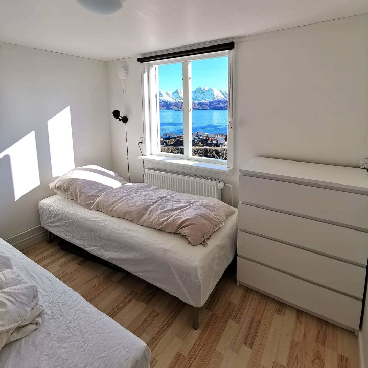 Tasiilaq Tours Guesthouse With A View - Greenland
