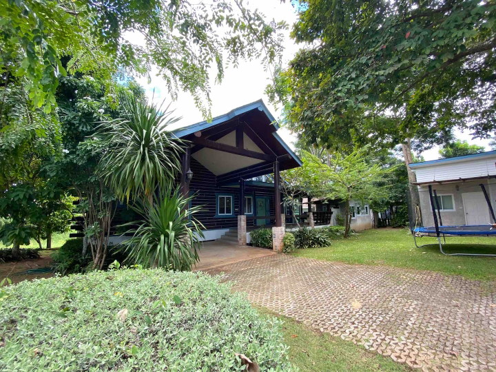 Marybeth's Loghome - Bonanza Village, Khao Yai - - Thailand