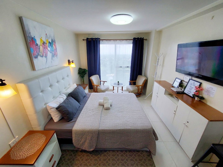 Jb's Dream Staycation @ Wind Residences W/ Netflix - Tagaytay