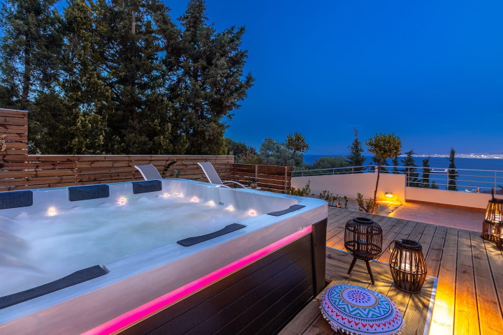 Luxury Sea View Jacuzzi Retreat, Albore Imblue - Crete