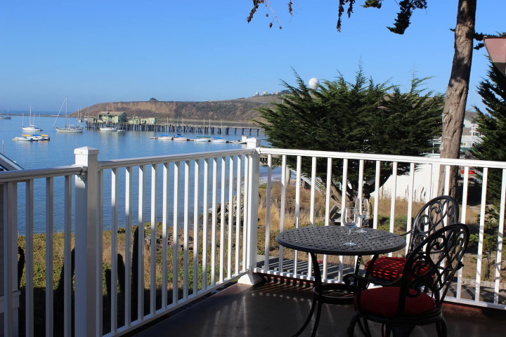 The Captain's Quarters - Half Moon Bay, CA