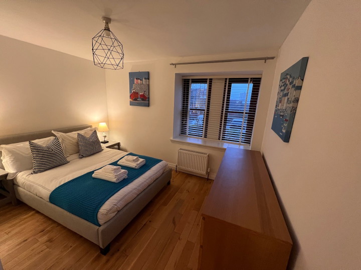 3 Bedroom City Centre Flat Sleeps 3 With Parking - Glasgow
