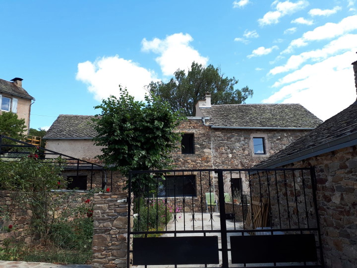*Maison Jaune*. Calme Et Confort En Pleine Nature. - Aveyron