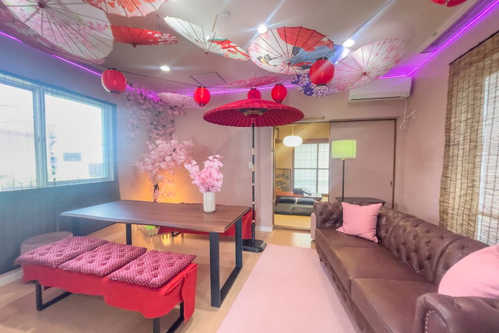 [3 Min Walk To Nagoya Castle] Time Travel To The Samurai Era | Enjoy A Tea House And Cherry Blossom Viewing | Parking For 1 Car - Nagoya