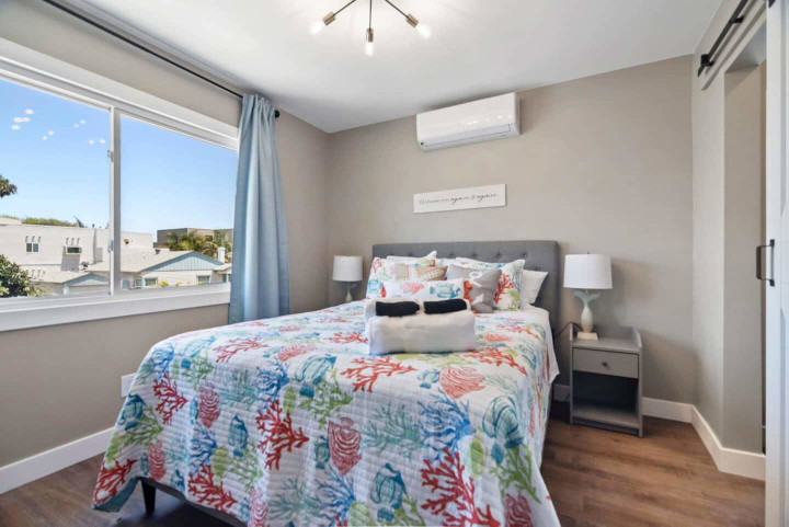 Beautiful 1b1b Beach Condo Sleeps 4 With Free Parking And Dog Friendly - San Diego