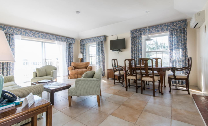 Clairfont Guest Apartments (Apt 8) Near Beaches - Bermuda