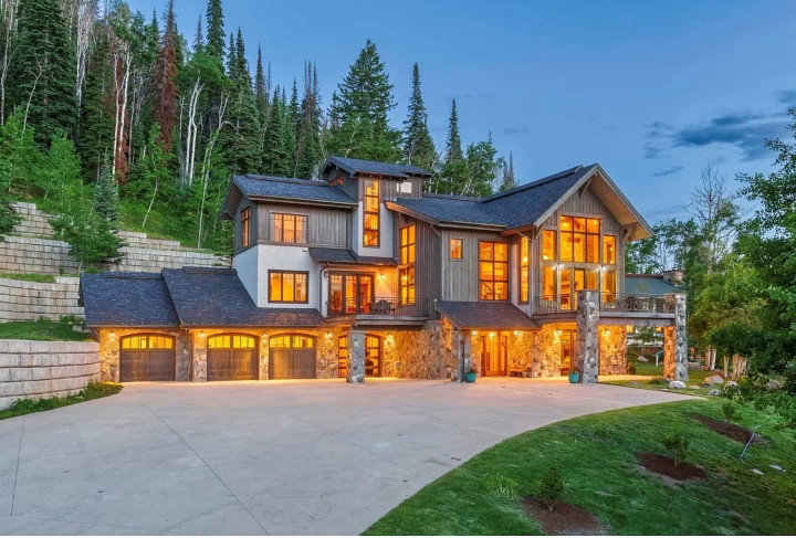 Silver Fox Lodge | Luxury Estate - Colorado