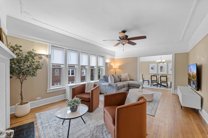 Spacious Rogers Park Apt Near Beach And Cta - Wilmette, IL