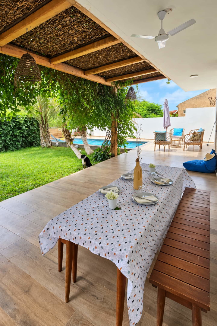 Popina · Piscine Privée Et Salons Avec Vue Mer - Senegal