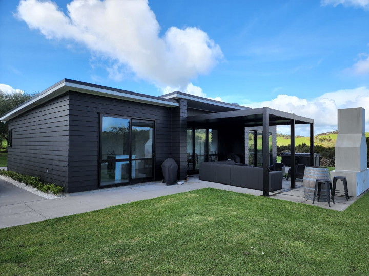 A Touch Of Tuscany - Mangawhai
