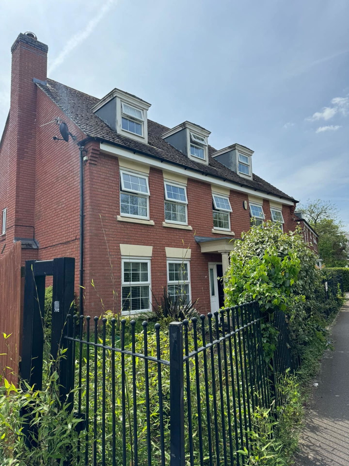 Cherry Tree Family Home - Telford