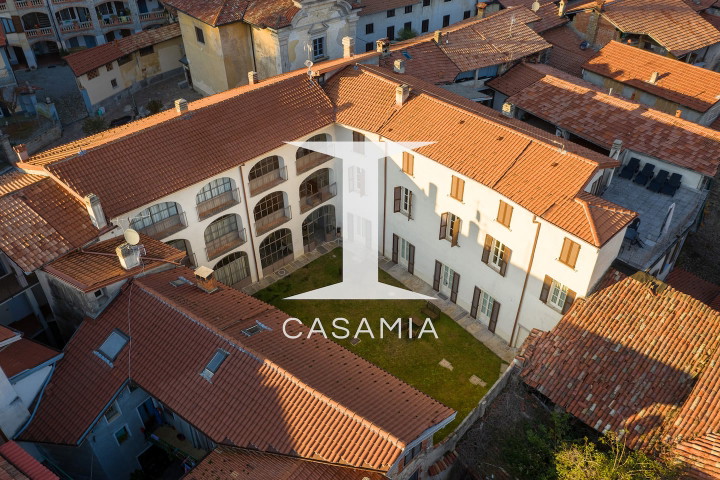 Palazzo Mia - Penthouse 8 By Icasamia .It - Varese