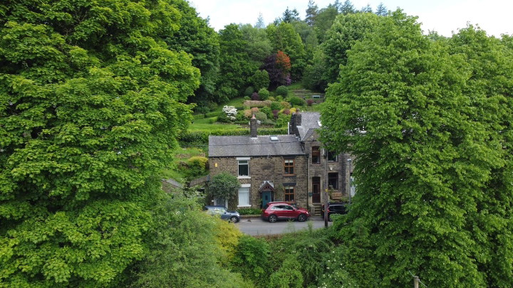 Stoneswood Cottage, Delph, Saddleworth - Peak District