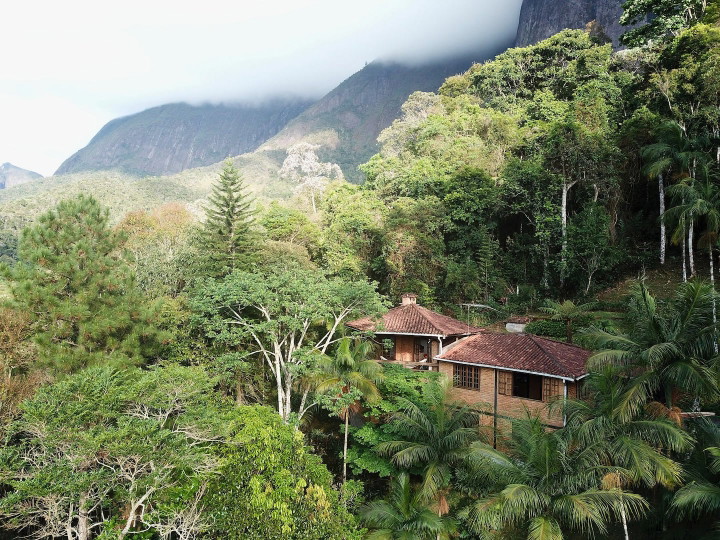 Racks - Maria Comprida - Petrópolis