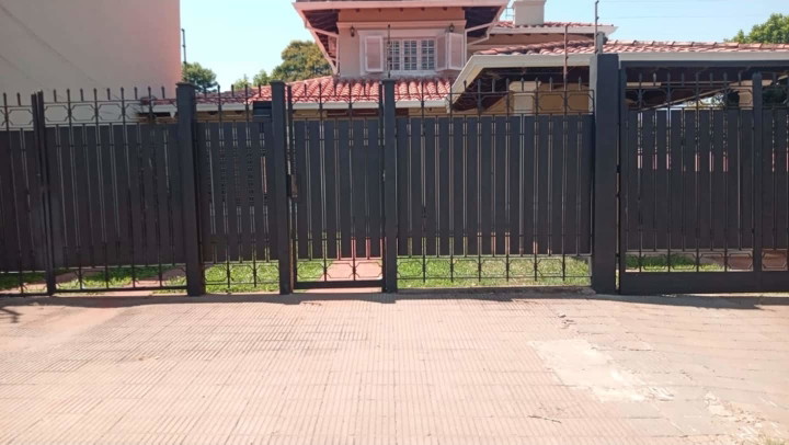A Pocas Cuadras De La Terminal De ÓMnibus - Asunción