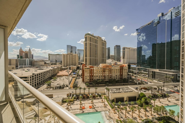 C18t2 Studio Stripview/balcony/pool/no Resort Fee - 라스베이거스, NV