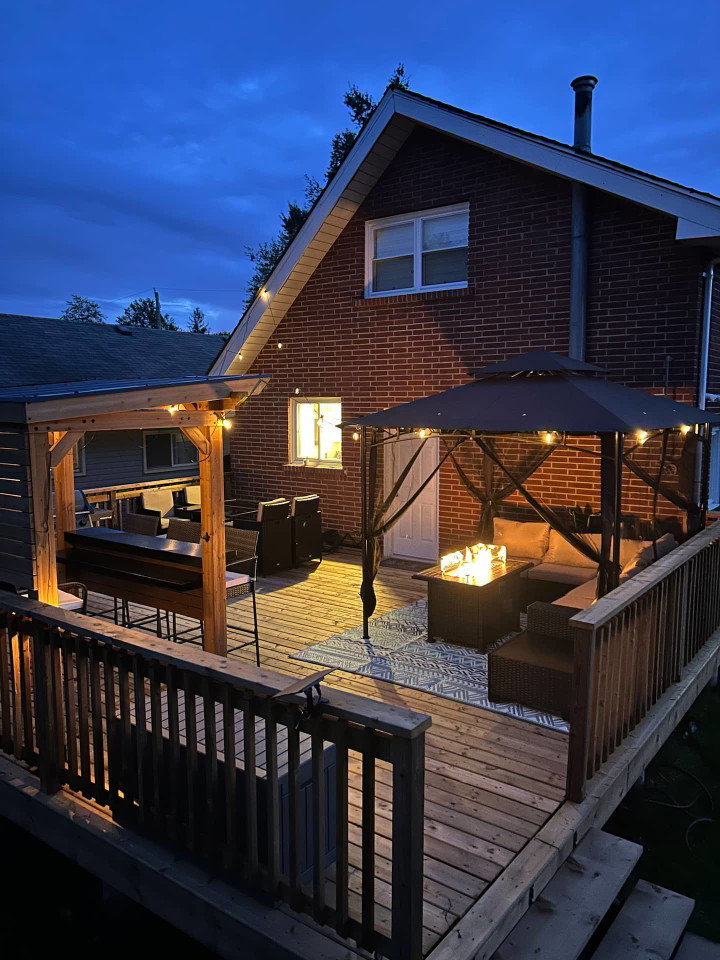 Crystal Beach Retreat - Large Deck + Bar + Firepit - Crystal Beach