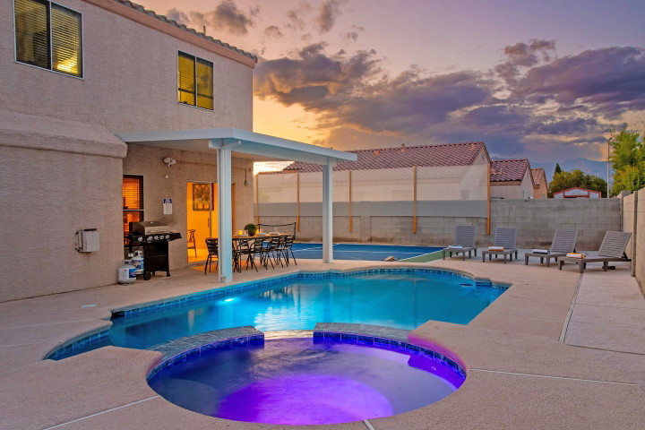 Rare 6br Gem For 16 W/ Pickleball, Pool, & Arcade - North Las Vegas, NV