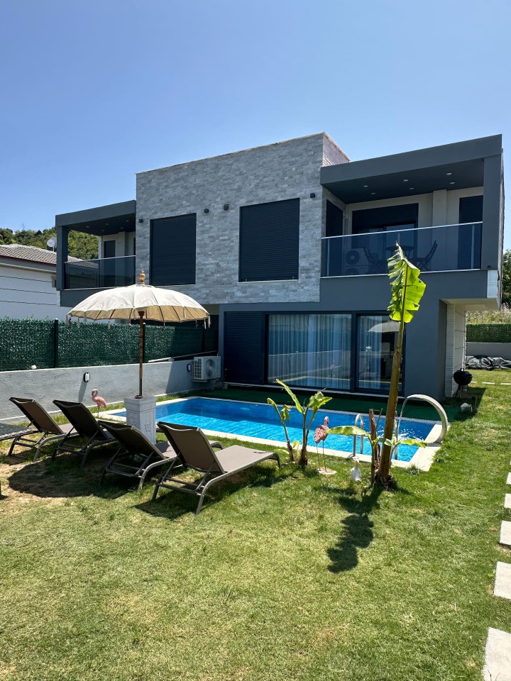 Luxury Villa With Year-round Heated Private Pool - Aydın