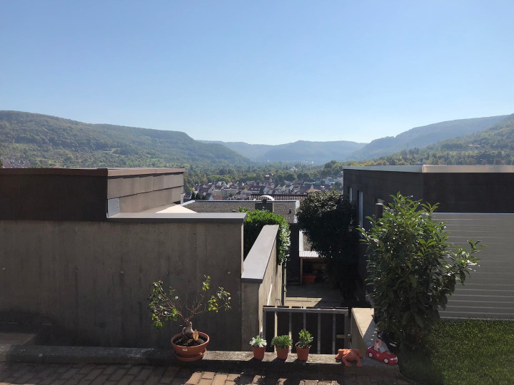 Schöne 2-zimmer Wohnung Mit Traumhaftem Ausblick. - Reutlingen