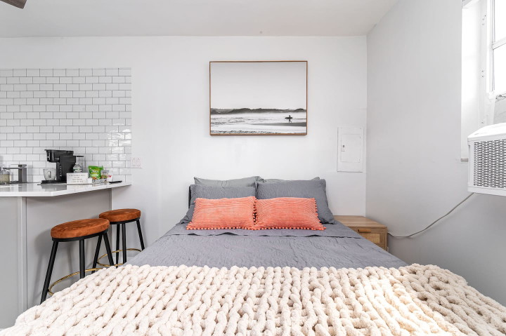 Private Gated Studio | 5 Min To Beach - Lake Worth, FL