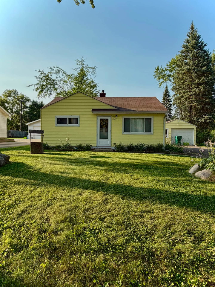 Ranch Home Close To Everything - Punjab