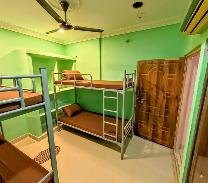 Tiny Hub | Smart & Comfy Rooms - Rajahmundry