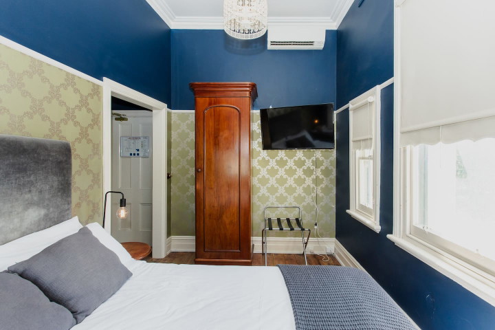 Tower Suite - Yarra Glen