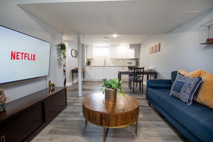 Cozy Apartment - Nepean | Near All Amenities - Ottawa
