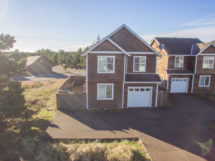 Treasure Chest 4 Bedroom Gorgeous Home Near Beach, - Pacific City, OR