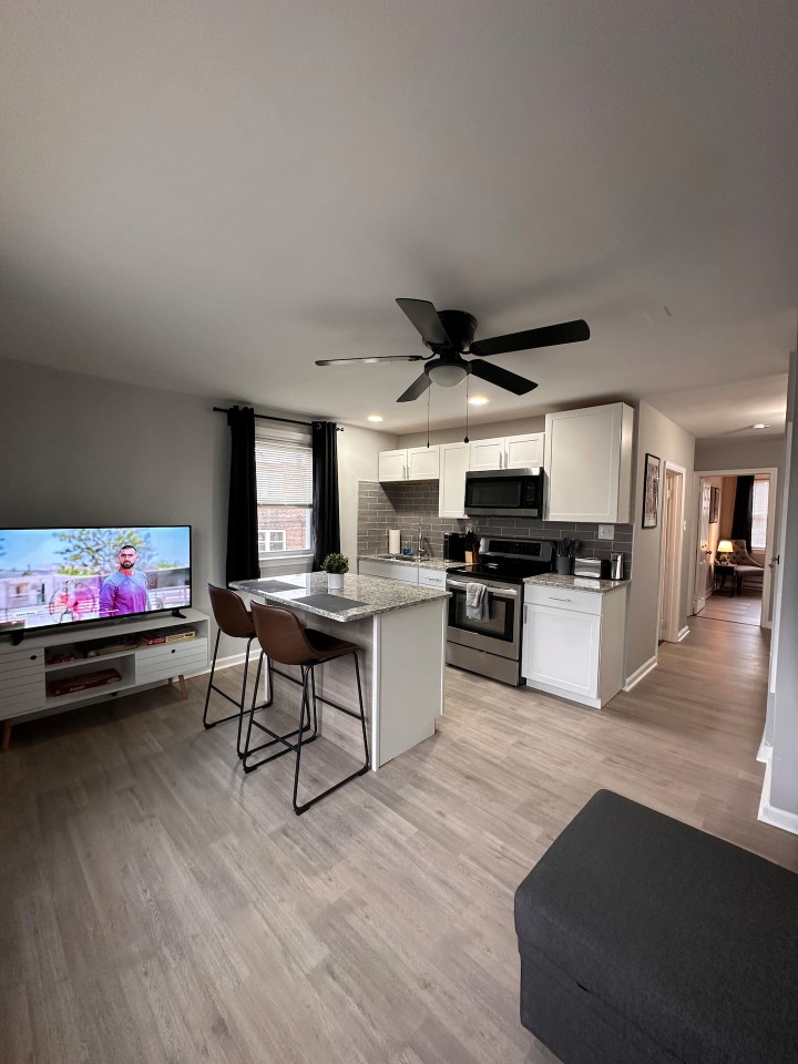 Spacious 2br Retreat | Modern Comfort With Parking - Philadelphie, PA