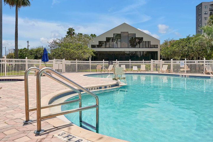 Premium Resort Condo Near Universal Studios - Orlando, FL