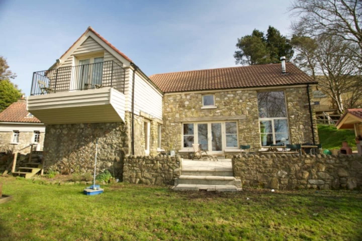A Cottage And Barn In The Lovely Cooley Peninsula - Dundalk
