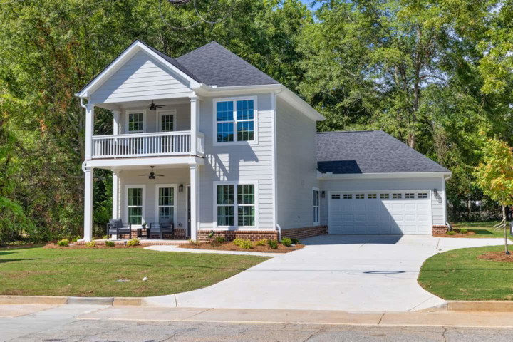 Covington Intown Beauty - Covington, GA