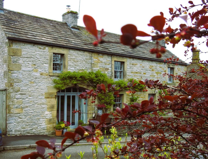 Lea Cottage ,Foolow, Village Location, Nr Eyam - Castleton