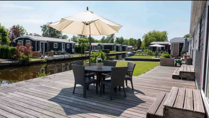 Giethoorn Floating House C - Giethoorn