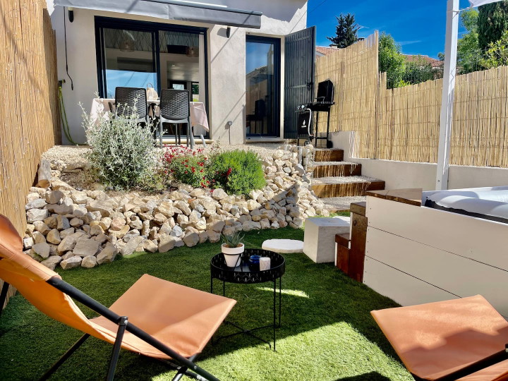 Maison Chichou Avec Jacuzzi - Beaumes-de-Venise