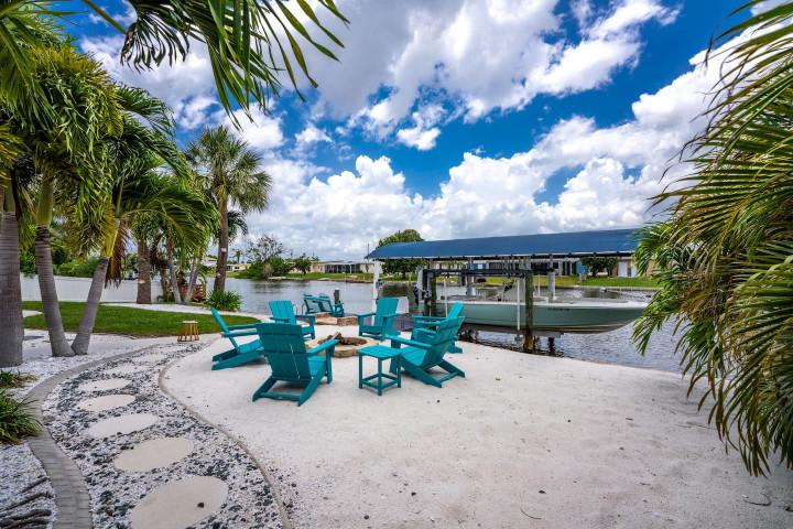 Waterfront Retreat Near Boca Grande - Port Charlotte, FL